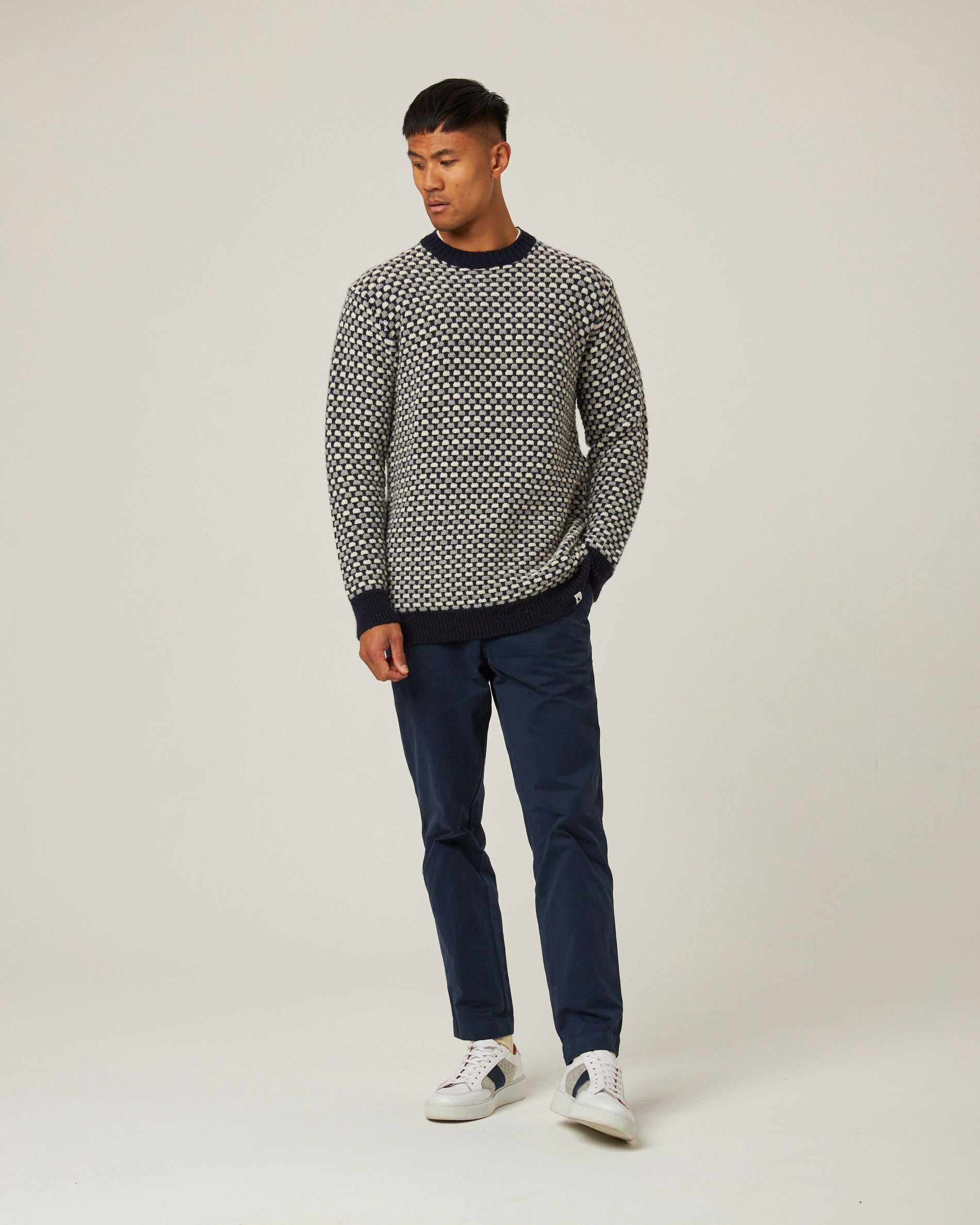 Network Crew Jumper – Peregrine Clothing